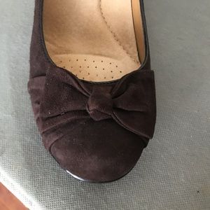 Softspots | Shoes | Comfortiva Softspots Brown Suede Shoes | Poshmark